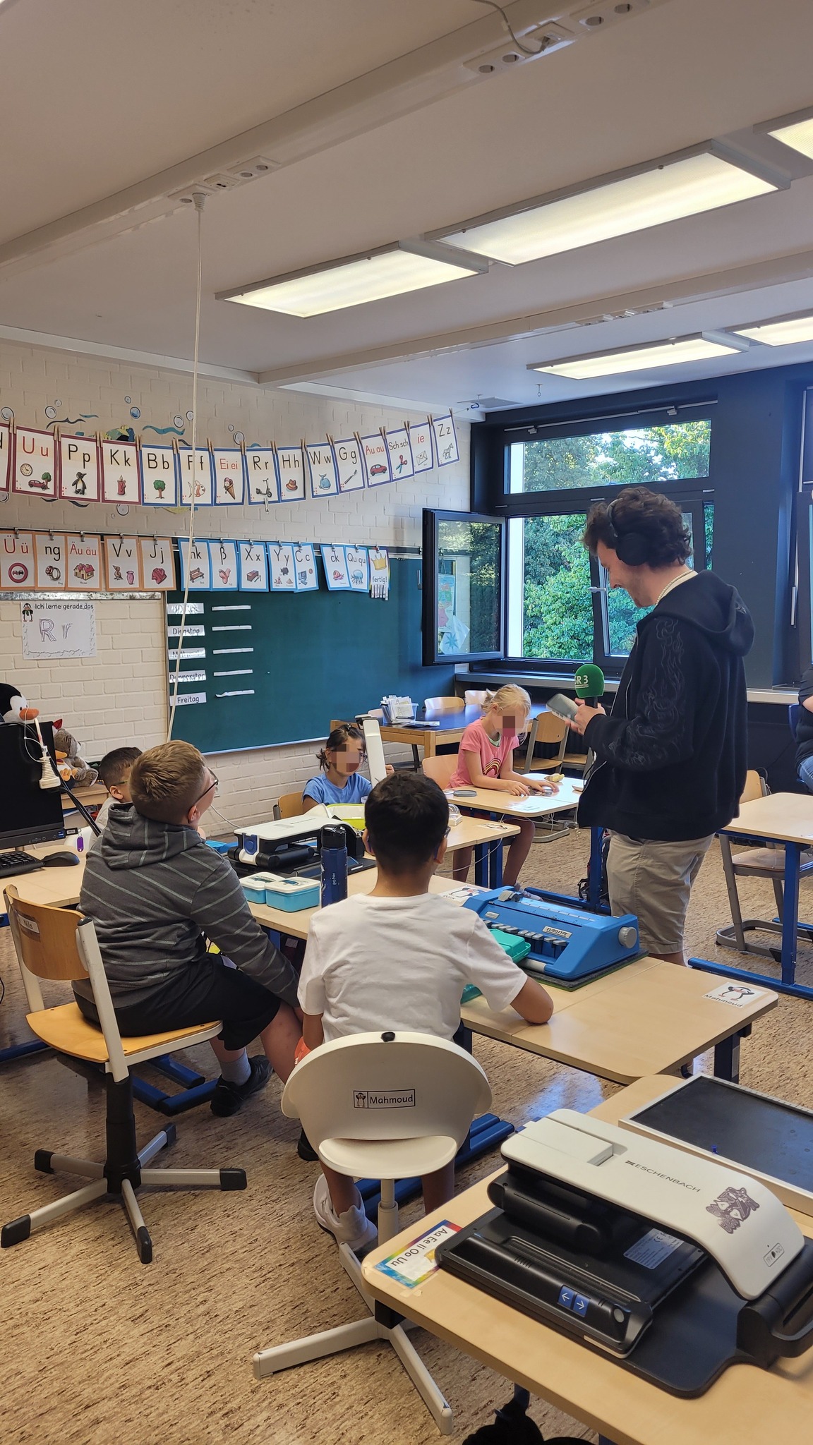 18.08.2025: Das GuMo-Mobil - 1. Schultag an der Louis-Braille-Schule in ...